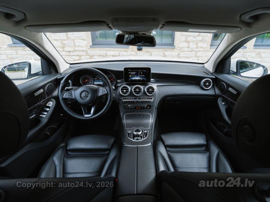 Balts Mercedes-Benz GLC-Class 2017 Tallina, ar dzinēja tilpumu 2.00 L un nobraukumu 145 tūkst. km par 29900 €, foto 14 vietnē AUTOMOTO.COM.LV