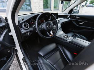 Balts Mercedes-Benz GLC-Class 2017 Tallina, ar dzinēja tilpumu 2.00 L un nobraukumu 145 tūkst. km par 29900 €, foto 16 vietnē AUTOMOTO.COM.LV