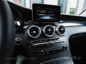 Balts Mercedes-Benz GLC-Class 2017 Tallina, ar dzinēja tilpumu 2.00 L un nobraukumu 145 tūkst. km par 29900 €, foto 18 vietnē AUTOMOTO.COM.LV