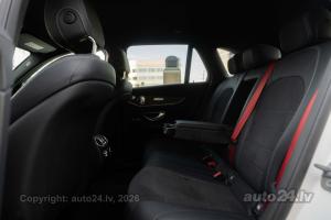 White Mercedes-Benz GLC-Class 2017 in Tallinn, with an engine capacity of 2.10 L and mileage of 128 thousand km for 26500 €, photo 23 on AUTOMOTO.COM.LV