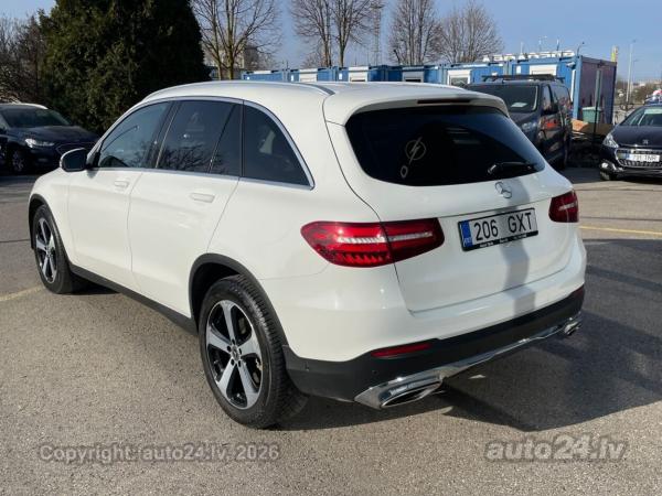 Balts Mercedes-Benz GLC-Class 2019 Tartu, ar dzinēja tilpumu 2.00 L un nobraukumu 83 tūkst. km par 28990 €, foto 9 vietnē AUTOMOTO.COM.LV