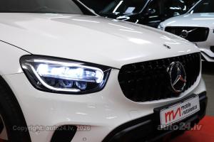 Белый Мерседес ГЛЦ-Класс 2021 в Таллин, объемом двигателя 2.00 л и пробегом 89 тыс. км за 37900 €, фото 13 на AUTOMOTO.COM.LV