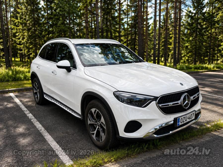Balts Mercedes-Benz GLC-Class 2023 Tallina, ar dzinēja tilpumu 2.00 L un nobraukumu 45 tūkst. km par 49800 €, foto 3 vietnē AUTOMOTO.COM.LV