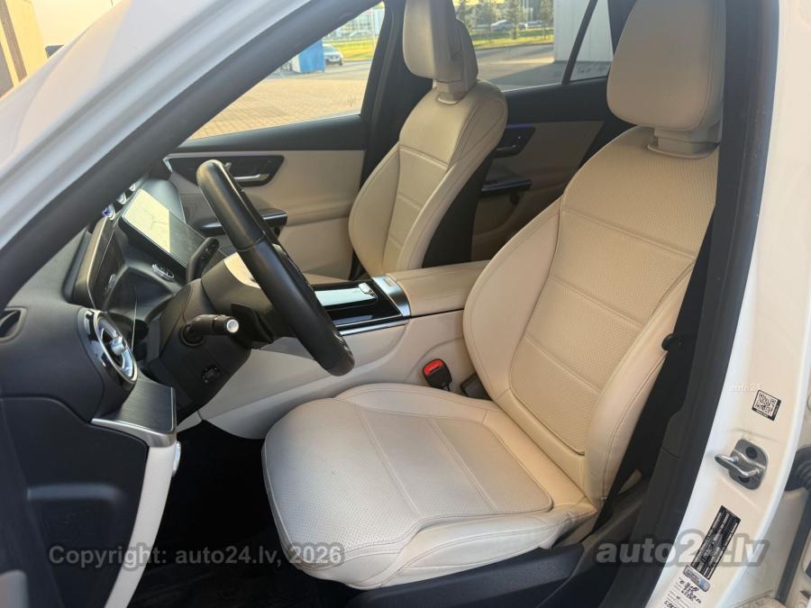 Balts Mercedes-Benz GLC-Class 2023 Tallina, ar dzinēja tilpumu 2.00 L un nobraukumu 45 tūkst. km par 49800 €, foto 9 vietnē AUTOMOTO.COM.LV