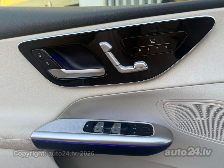 Balts Mercedes-Benz GLC-Class 2023 Tallina, ar dzinēja tilpumu 2.00 L un nobraukumu 45 tūkst. km par 49800 €, foto 26 vietnē AUTOMOTO.COM.LV