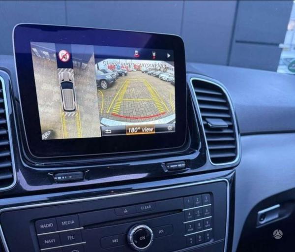 Black Mercedes-Benz gle-250 2016 in Raseiniai, with an engine capacity of 2.14 L and mileage of 184 thousand km for 22500 €, photo 7 on AUTOMOTO.COM.LV