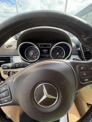 Zils Mercedes-Benz gle-250 2016 Viļņa, ar dzinēja tilpumu 2.20 L un nobraukumu 261 tūkst. km par 16600 €, foto 3 vietnē AUTOMOTO.COM.LV