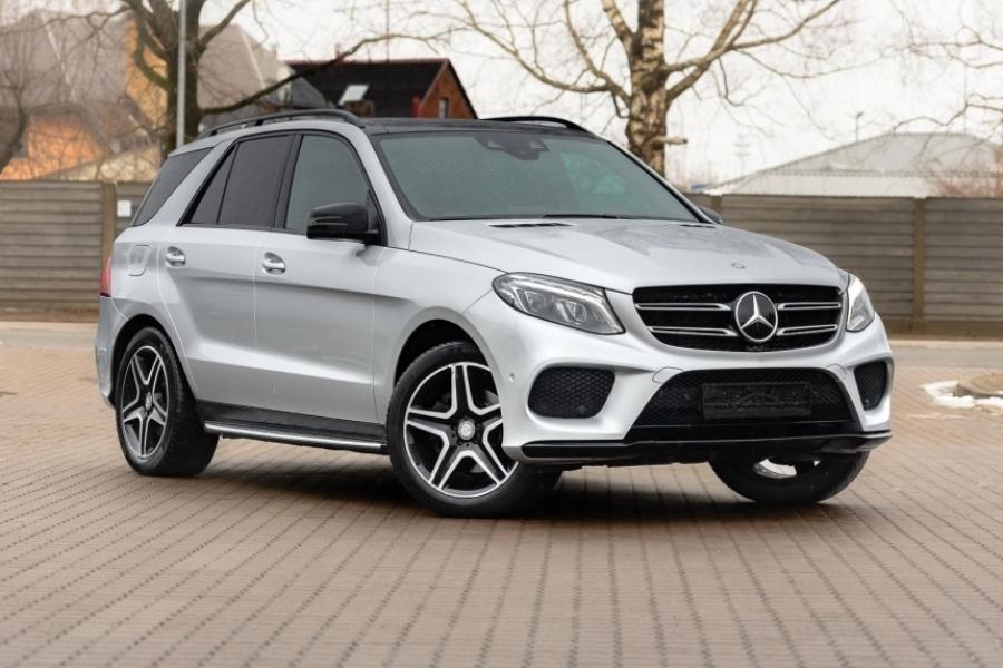 Pelēks Mercedes-Benz gle-250 2016 Rīga, ar dzinēja tilpumu 2.20 L un nobraukumu 0 tūkst. km par 22990 €, foto 1 vietnē AUTOMOTO.COM.LV