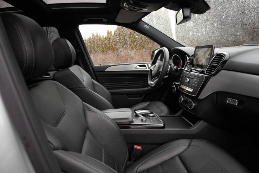 Pelēks Mercedes-Benz gle-250 2016 Rīga, ar dzinēja tilpumu 2.20 L un nobraukumu 0 tūkst. km par 22990 €, foto 18 vietnē AUTOMOTO.COM.LV
