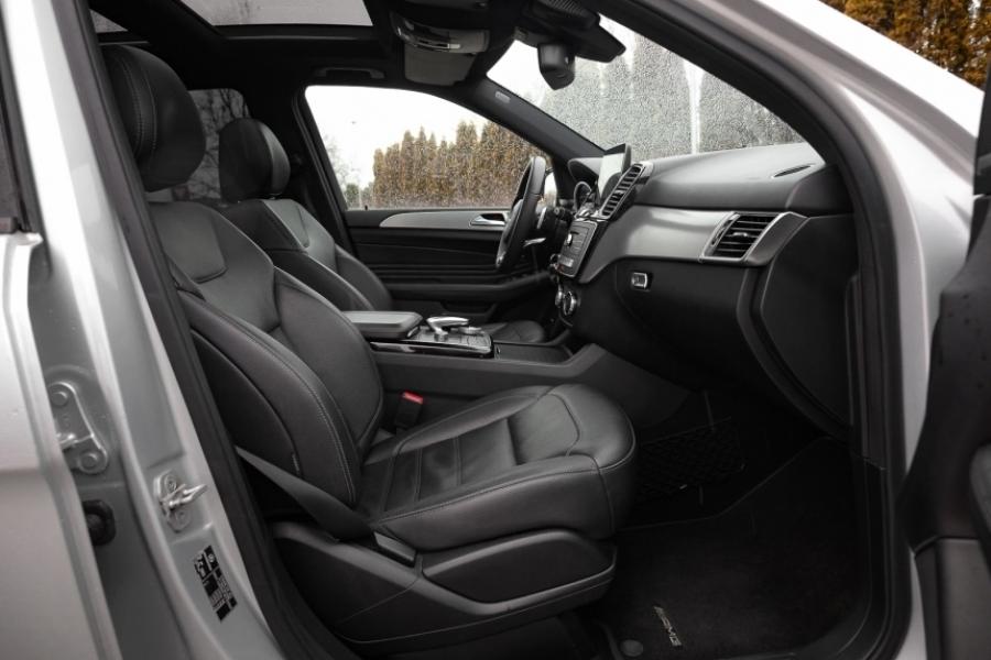 Pelēks Mercedes-Benz gle-250 2016 Rīga, ar dzinēja tilpumu 2.20 L un nobraukumu 0 tūkst. km par 22990 €, foto 19 vietnē AUTOMOTO.COM.LV