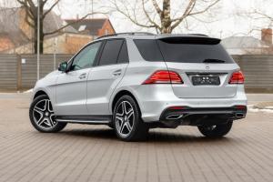 Pelēks Mercedes-Benz gle-250 2016 Rīga, ar dzinēja tilpumu 2.20 L un nobraukumu 0 tūkst. km par 22990 €, foto 23 vietnē AUTOMOTO.COM.LV