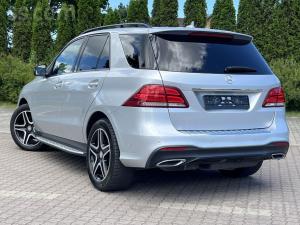 Pelēks Mercedes-Benz gle-250 2016 Jelgava, ar dzinēja tilpumu 2.20 L un nobraukumu 0 tūkst. km par 18990 €, foto 7 vietnē AUTOMOTO.COM.LV