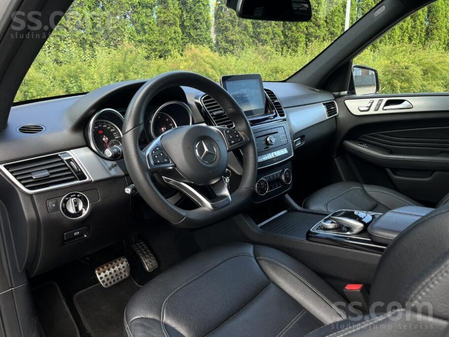 Pelēks Mercedes-Benz gle-250 2016 Jelgava, ar dzinēja tilpumu 2.20 L un nobraukumu 0 tūkst. km par 18990 €, foto 13 vietnē AUTOMOTO.COM.LV