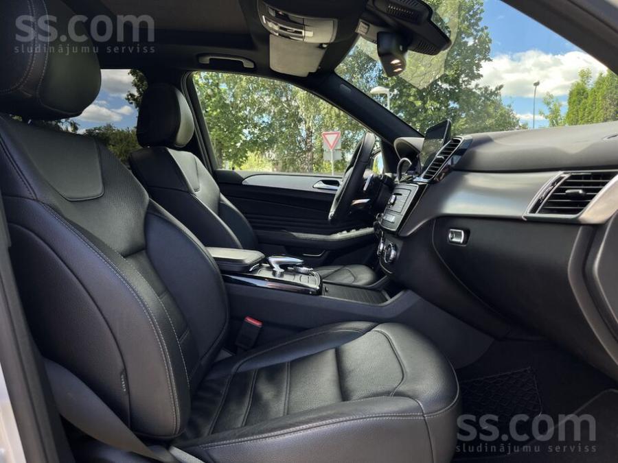 Pelēks Mercedes-Benz gle-250 2016 Jelgava, ar dzinēja tilpumu 2.20 L un nobraukumu 0 tūkst. km par 18990 €, foto 18 vietnē AUTOMOTO.COM.LV