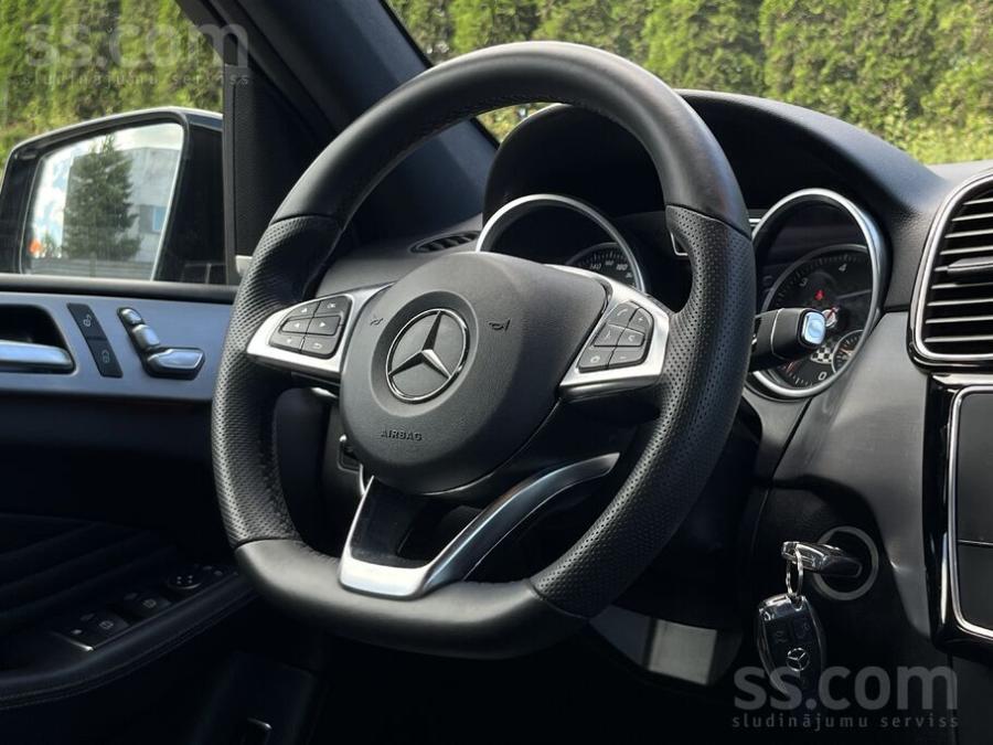 Pelēks Mercedes-Benz gle-250 2016 Jelgava, ar dzinēja tilpumu 2.20 L un nobraukumu 0 tūkst. km par 18990 €, foto 20 vietnē AUTOMOTO.COM.LV