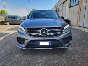 Grey Mercedes-Benz gle-250 2018 in Kaunas, with an engine capacity of 2.14 L and mileage of 200 thousand km for 19500 €, photo 1 on AUTOMOTO.COM.LV