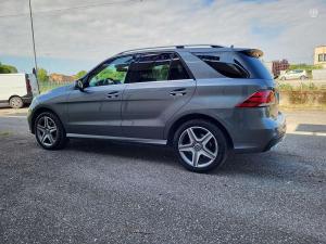 Grey Mercedes-Benz gle-250 2018 in Kaunas, with an engine capacity of 2.14 L and mileage of 200 thousand km for 19500 €, photo 4 on AUTOMOTO.COM.LV