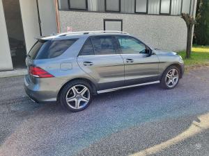 Grey Mercedes-Benz gle-250 2018 in Kaunas, with an engine capacity of 2.14 L and mileage of 200 thousand km for 19500 €, photo 5 on AUTOMOTO.COM.LV