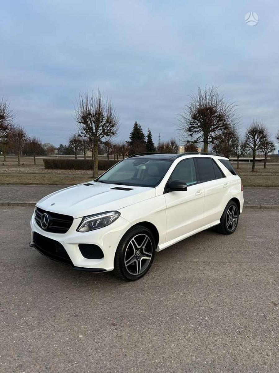 Balts Mercedes-Benz gle-250 2017 Kauņa, ar dzinēja tilpumu 2.14 L un nobraukumu 217 tūkst. km par 21300 €, foto 1 vietnē AUTOMOTO.COM.LV