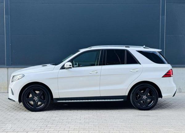 Balts Mercedes-Benz gle-250 2017 Kauņa, ar dzinēja tilpumu 2.14 L un nobraukumu 154 tūkst. km par 18500 €, foto 4 vietnē AUTOMOTO.COM.LV