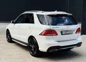 Balts Mercedes-Benz gle-250 2017 Kauņa, ar dzinēja tilpumu 2.14 L un nobraukumu 154 tūkst. km par 18500 €, foto 6 vietnē AUTOMOTO.COM.LV