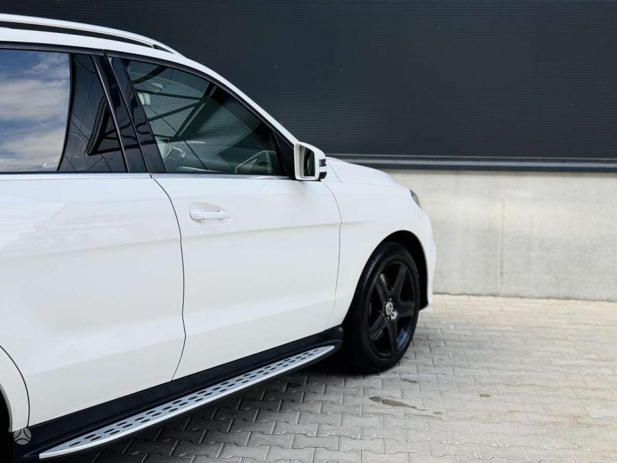 Balts Mercedes-Benz gle-250 2017 Kauņa, ar dzinēja tilpumu 2.14 L un nobraukumu 154 tūkst. km par 18500 €, foto 40 vietnē AUTOMOTO.COM.LV