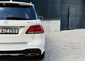 Balts Mercedes-Benz gle-250 2017 Kauņa, ar dzinēja tilpumu 2.14 L un nobraukumu 154 tūkst. km par 18500 €, foto 41 vietnē AUTOMOTO.COM.LV