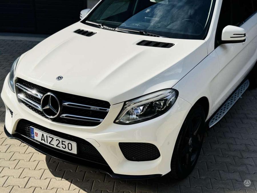 Balts Mercedes-Benz gle-250 2017 Kauņa, ar dzinēja tilpumu 2.14 L un nobraukumu 154 tūkst. km par 18500 €, foto 46 vietnē AUTOMOTO.COM.LV