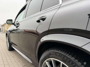 Black Mercedes-Benz GLE 300 2019 in Kaunas, with an engine capacity of 1.95 L and mileage of 231 thousand km for 42000 €, photo 11 on AUTOMOTO.COM.LV