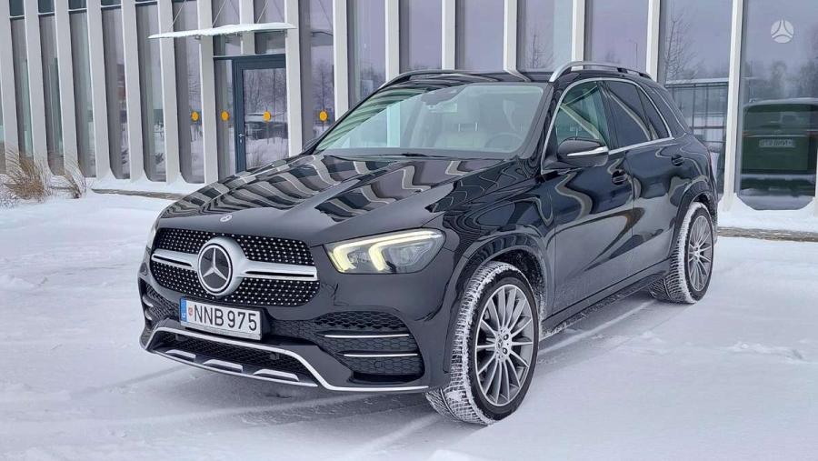 Melns Mercedes-Benz GLE 300 2019 Viļņa, ar dzinēja tilpumu 1.95 L un nobraukumu 234 tūkst. km par 35990 €, foto 4 vietnē AUTOMOTO.COM.LV