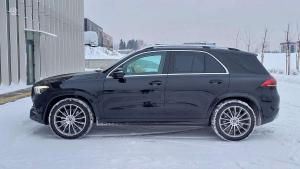 Melns Mercedes-Benz GLE 300 2019 Viļņa, ar dzinēja tilpumu 1.95 L un nobraukumu 234 tūkst. km par 35990 €, foto 6 vietnē AUTOMOTO.COM.LV