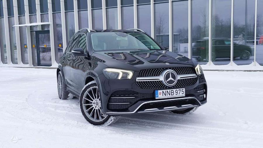 Melns Mercedes-Benz GLE 300 2019 Viļņa, ar dzinēja tilpumu 1.95 L un nobraukumu 234 tūkst. km par 35990 €, foto 14 vietnē AUTOMOTO.COM.LV