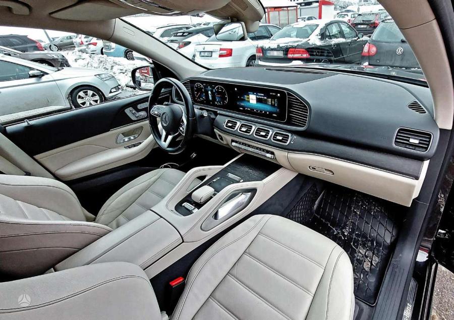 Melns Mercedes-Benz GLE 300 2019 Viļņa, ar dzinēja tilpumu 1.95 L un nobraukumu 234 tūkst. km par 35990 €, foto 25 vietnē AUTOMOTO.COM.LV