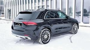 Black Mercedes-Benz GLE 300 2019 in Vilnius, with an engine capacity of 1.95 L and mileage of 233 thousand km for 35990 €, photo 13 on AUTOMOTO.COM.LV