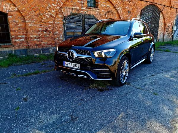 Melns Mercedes-Benz GLE 300 2019 Kauņa, ar dzinēja tilpumu 2.00 L un nobraukumu 236 tūkst. km par 33900 €, foto 1 vietnē AUTOMOTO.COM.LV