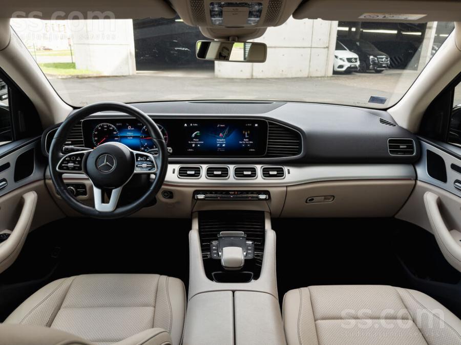 Melns Mercedes-Benz GLE 300 2020 Rīga, ar dzinēja tilpumu 2.00 L un nobraukumu 96 tūkst. km par 39950 €, foto 28 vietnē AUTOMOTO.COM.LV