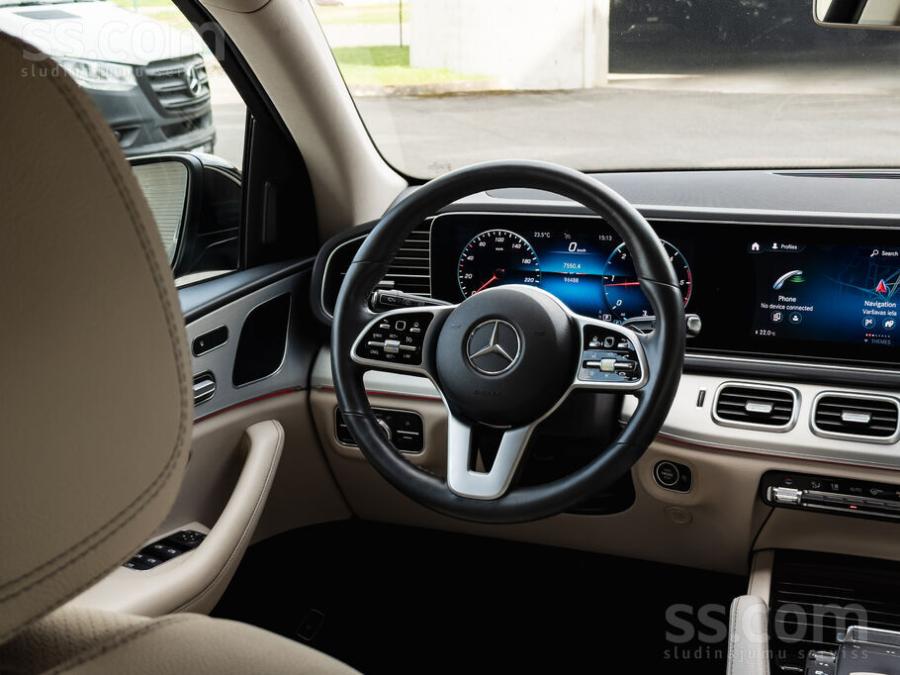 Melns Mercedes-Benz GLE 300 2020 Rīga, ar dzinēja tilpumu 2.00 L un nobraukumu 96 tūkst. km par 39950 €, foto 29 vietnē AUTOMOTO.COM.LV