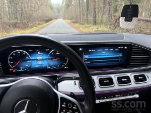 Black Mercedes-Benz GLE 300 2020 in Cesis, with an engine capacity of 2.00 L and mileage of 201 thousand km for 44850 €, photo 14 on AUTOMOTO.COM.LV