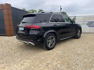 Black Mercedes-Benz GLE 300 2020 in Kaunas, with an engine capacity of 1.95 L and mileage of 186 thousand km for 37500 €, photo 5 on AUTOMOTO.COM.LV