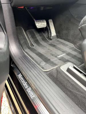 Black Mercedes-Benz GLE 300 2020 in Kaunas, with an engine capacity of 1.95 L and mileage of 186 thousand km for 37500 €, photo 13 on AUTOMOTO.COM.LV