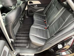 Black Mercedes-Benz GLE 300 2020 in Kaunas, with an engine capacity of 1.95 L and mileage of 186 thousand km for 37500 €, photo 18 on AUTOMOTO.COM.LV