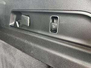 Black Mercedes-Benz GLE 300 2020 in Kaunas, with an engine capacity of 1.95 L and mileage of 186 thousand km for 37500 €, photo 20 on AUTOMOTO.COM.LV