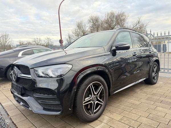 Melns Mercedes-Benz GLE 300 2021 Kauņa, ar dzinēja tilpumu 1.95 L un nobraukumu 198 tūkst. km par 44450 €, foto 3 vietnē AUTOMOTO.COM.LV