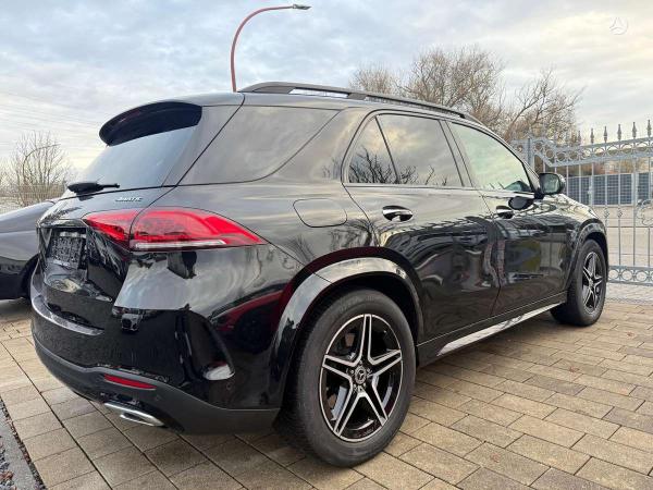 Melns Mercedes-Benz GLE 300 2021 Kauņa, ar dzinēja tilpumu 1.95 L un nobraukumu 198 tūkst. km par 44450 €, foto 6 vietnē AUTOMOTO.COM.LV