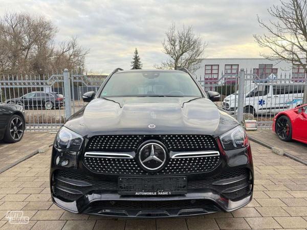 Black Mercedes-Benz GLE 300 2021 in Marijampole, with an engine capacity of 2.00 L and mileage of 198 thousand km for 44450 €, photo 2 on AUTOMOTO.COM.LV