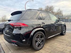 Melns Mercedes-Benz GLE 300 2021 Marijampole, ar dzinēja tilpumu 2.00 L un nobraukumu 198 tūkst. km par 44450 €, foto 6 vietnē AUTOMOTO.COM.LV
