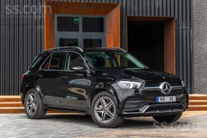 Melns Mercedes-Benz GLE 300 2021 Rīga, ar dzinēja tilpumu 2.00 L un nobraukumu 59 tūkst. km par 52000 €, foto 3 vietnē AUTOMOTO.COM.LV