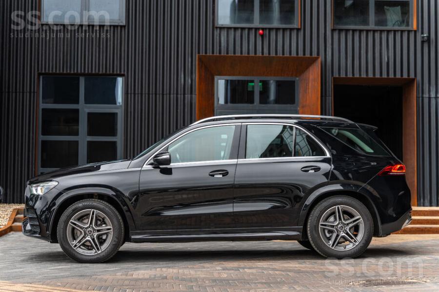 Melns Mercedes-Benz GLE 300 2021 Rīga, ar dzinēja tilpumu 2.00 L un nobraukumu 59 tūkst. km par 52000 €, foto 5 vietnē AUTOMOTO.COM.LV