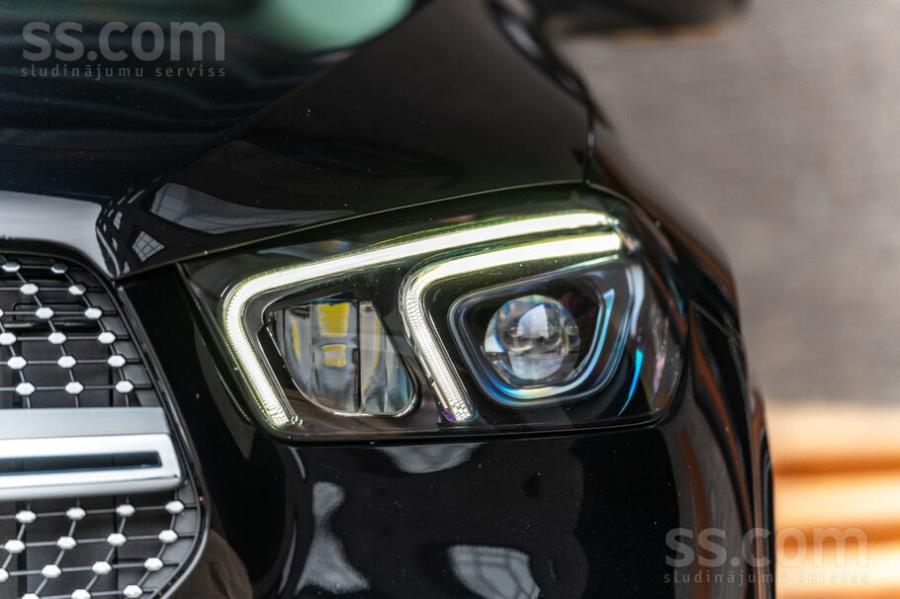 Melns Mercedes-Benz GLE 300 2021 Rīga, ar dzinēja tilpumu 2.00 L un nobraukumu 59 tūkst. km par 52000 €, foto 9 vietnē AUTOMOTO.COM.LV