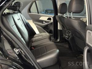 Melns Mercedes-Benz GLE 300 2021 Rīga, ar dzinēja tilpumu 2.00 L un nobraukumu 65 tūkst. km par 49990 €, foto 12 vietnē AUTOMOTO.COM.LV